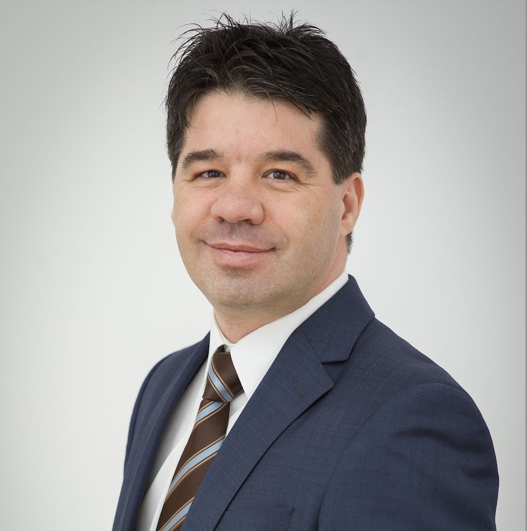 Adrian Crizbășianu, Avison Young | EurobuildCEE